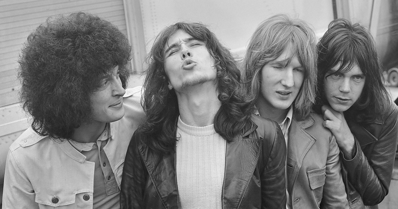 Top 10 Bestverkopende Nederlandse Bands Ooit - Alletop10lijstjes