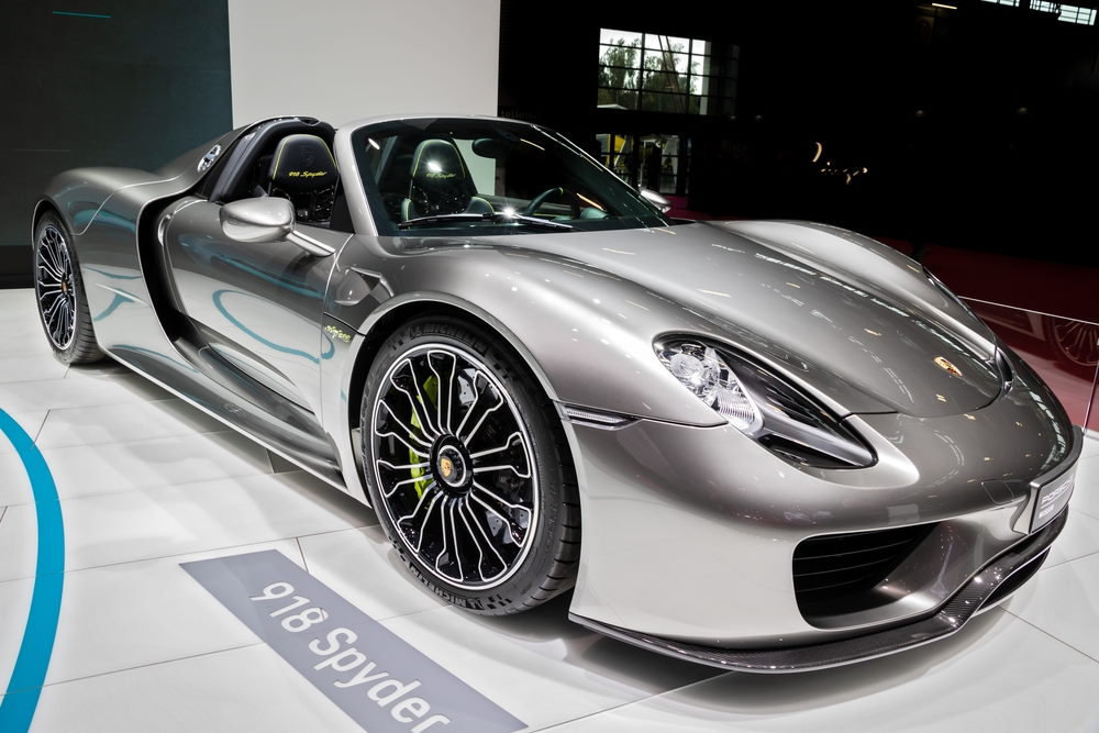 Top 10 Hypercars die elke autoliefhebber moet kennen - Alletop10lijstjes