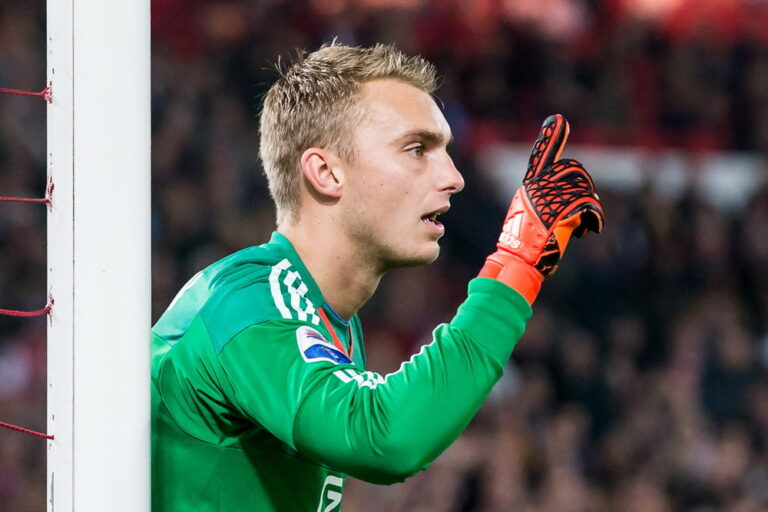 Top 10 Beste Nederlandse keepers aller tijden - Alletop10lijstjes