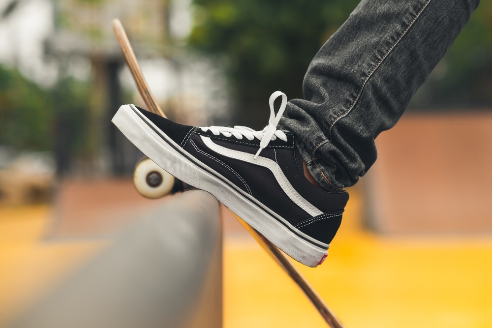 Top 10 Populairste Sneaker Merken - Alletop10lijstjes