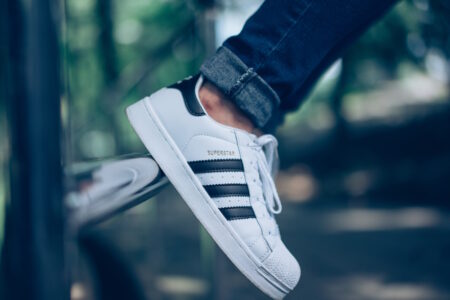 Top 10 Populairste Sneaker Merken - Alletop10lijstjes